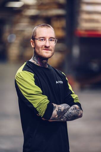 Kontakta oss på Alutrade – Alutrade — Alutrade AB