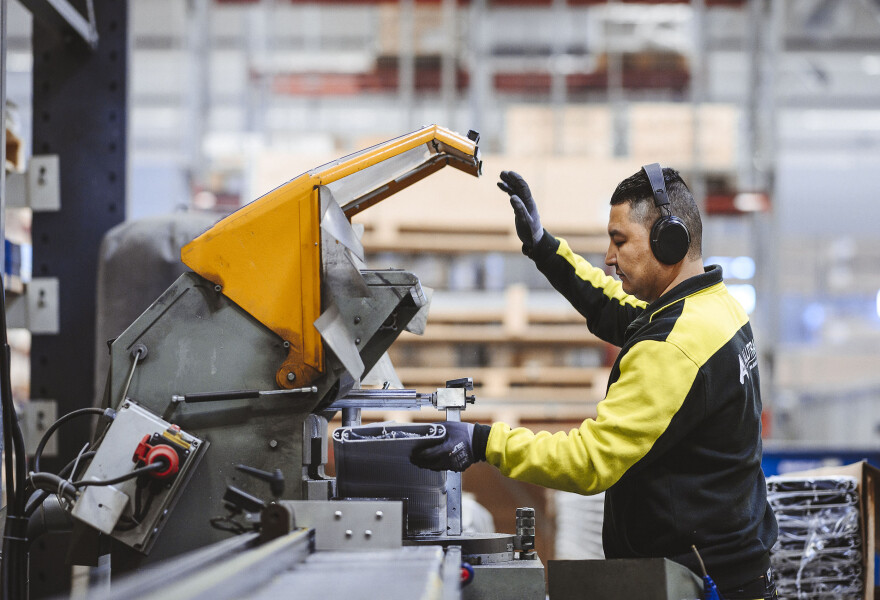 Aluminiumprofiler — Alutrade AB